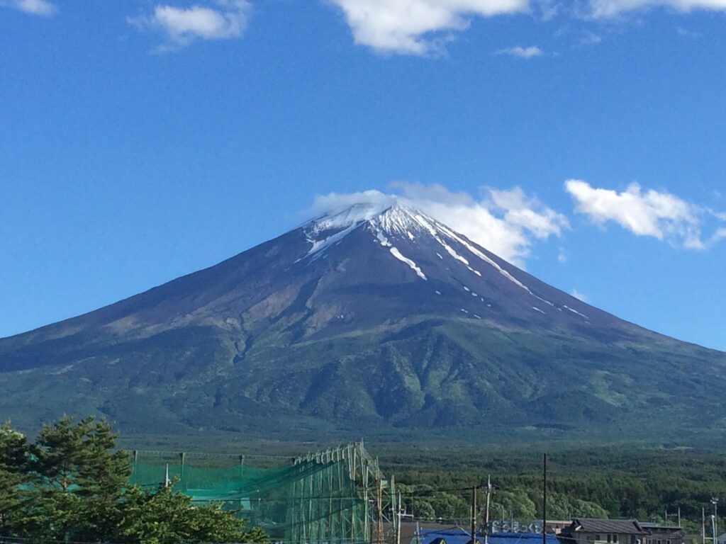 Photogenic spots in the Mt. Fuji area as recommended by locals ...