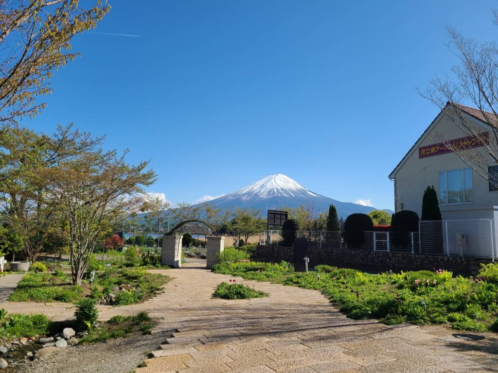 Photogenic spots in the Mt. Fuji area as recommended by locals ...