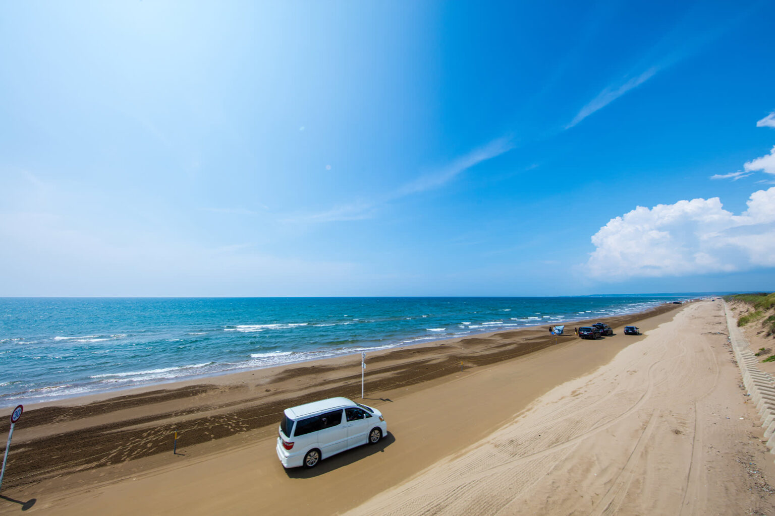 Drive from Kanazawa to Sea of Japan – The only beach to drive on in ...